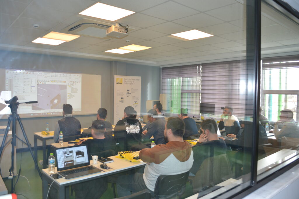 Video Measuring System Improves Metrology Training